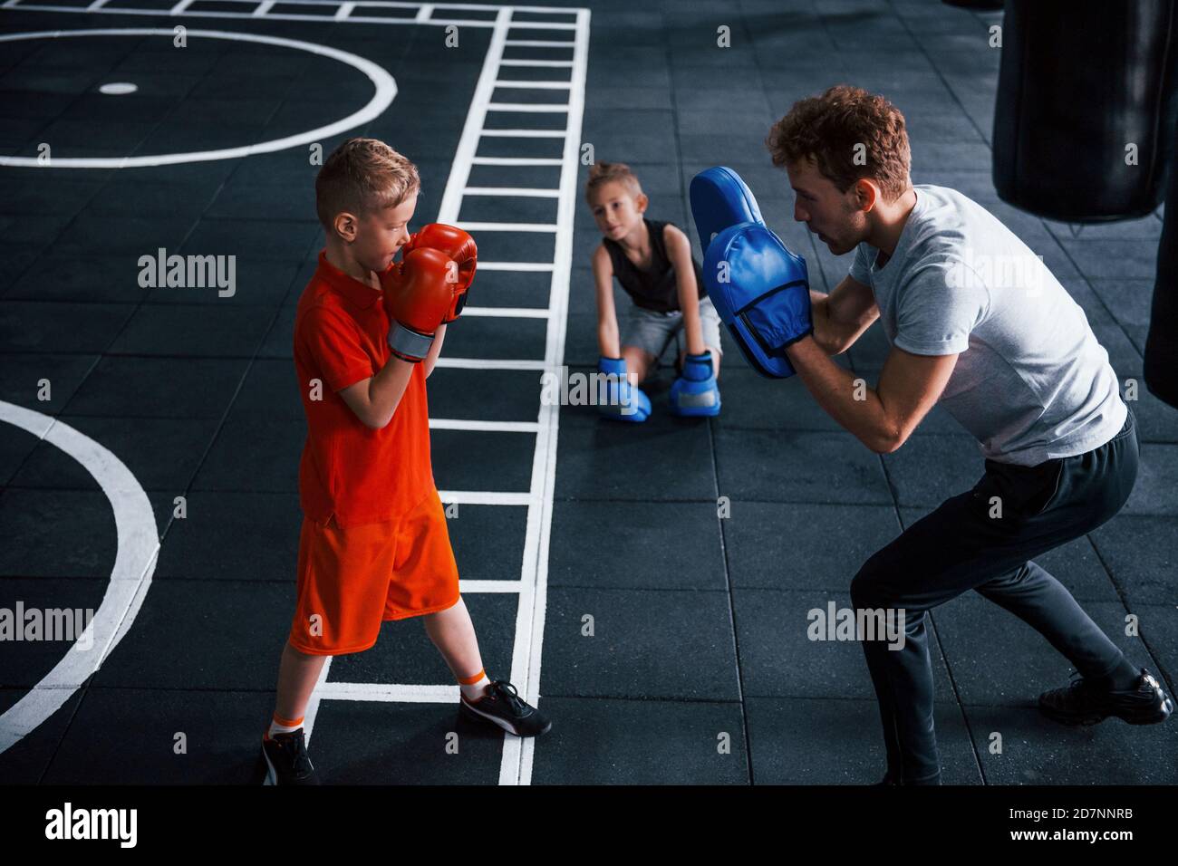 Kids boxing hi-res stock photography and images - Alamy