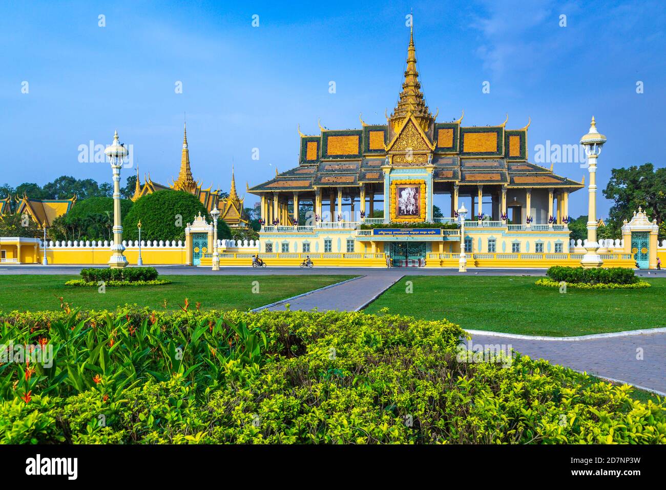 The Royal Palace complex of pagoda architecture buildings in Phnom Penh ...