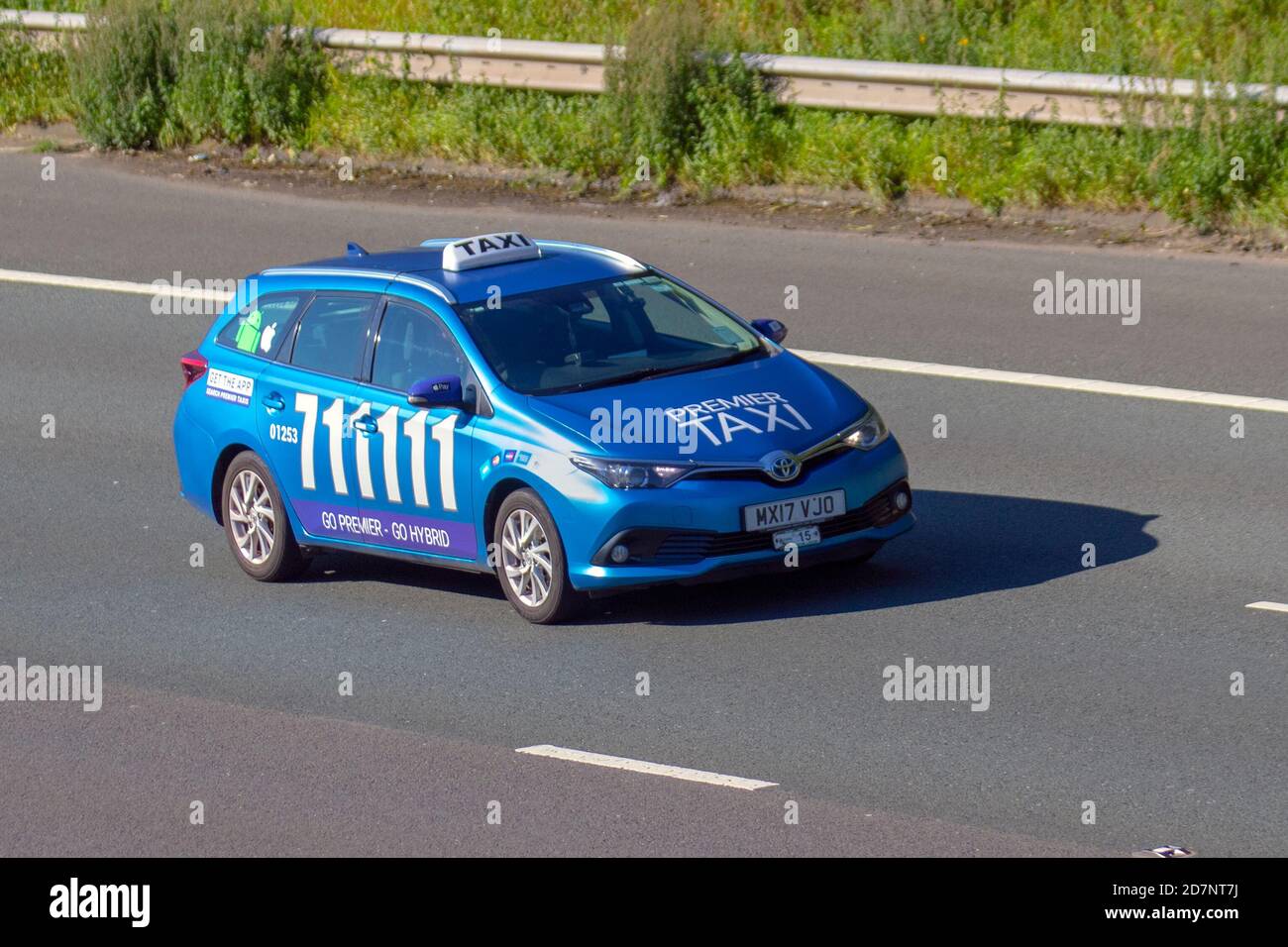Toyota auris icon tss hybrd vvt hi-res stock photography and images - Alamy