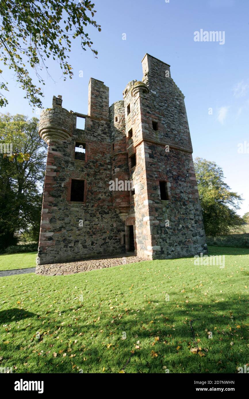 Greenknowe Tower is a 16th-century tower house, located just west of ...