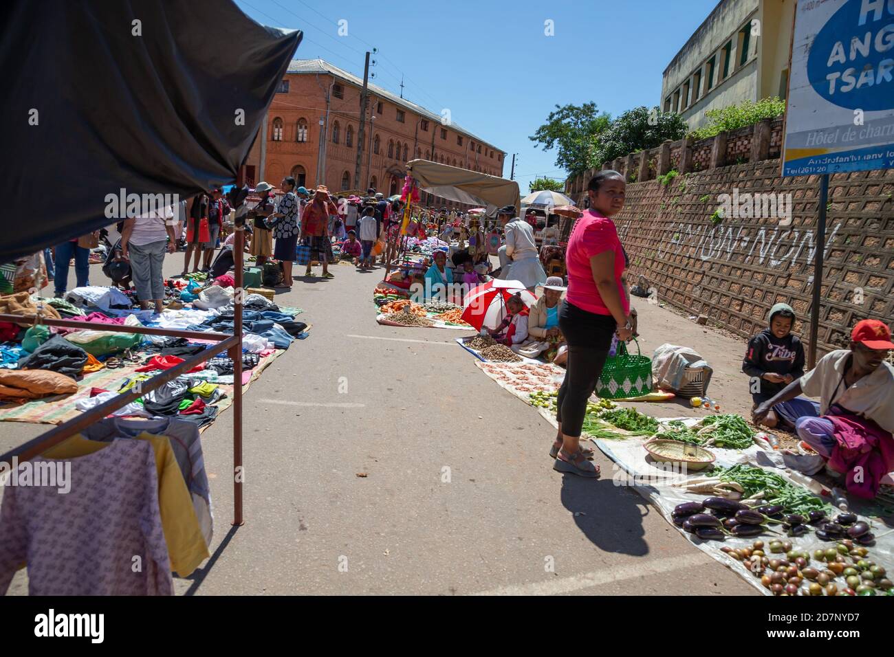 Market antananarivo madagascar africa hi-res stock photography and ...