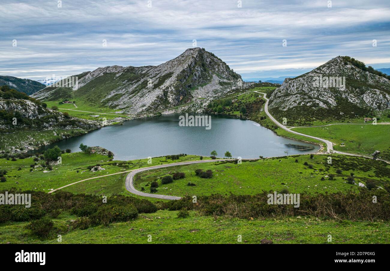 Lake Enol, One Of The Lakes of Covadonga in Asturias, Spain Stock Photo - Alamy