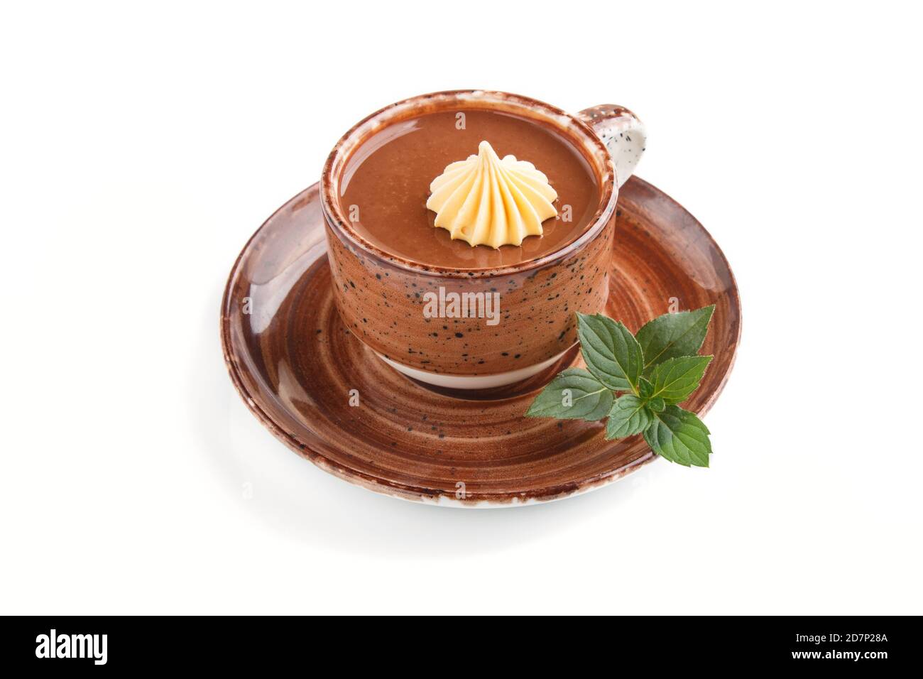 Cup of hot chocolate isolated on white background. side view, close up ...