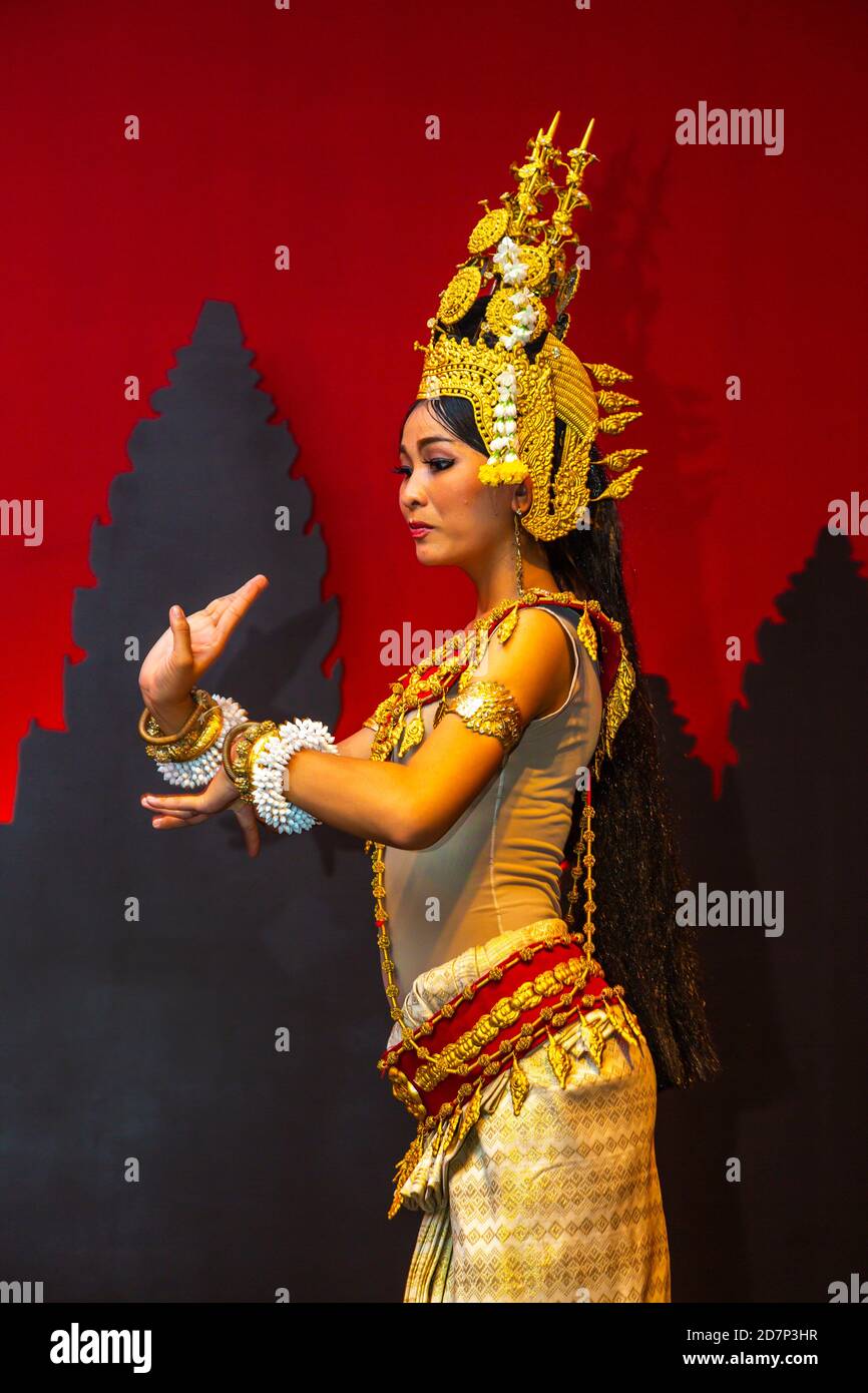 A traditional dance performance in Cambodia, Asia Stock Photo - Alamy
