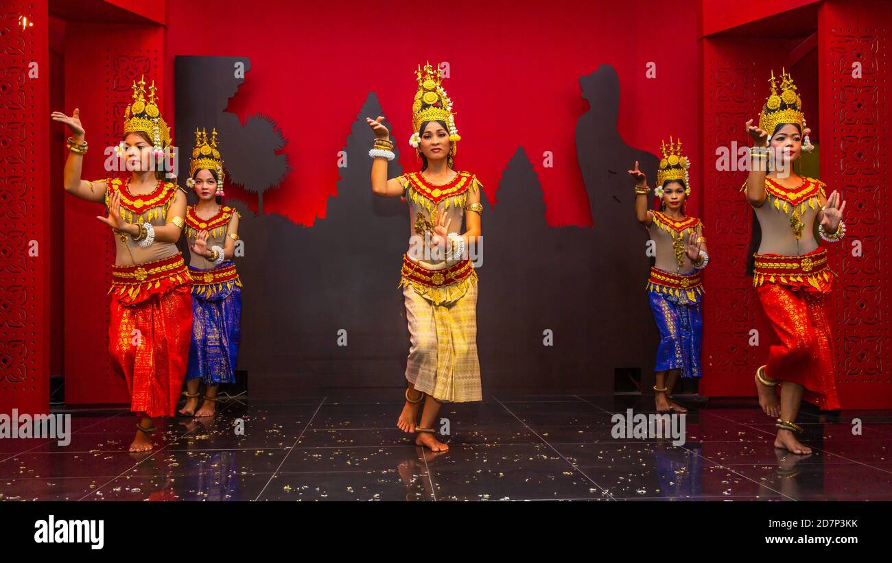 A traditional dance performance in Cambodia, Asia Stock Photo - Alamy