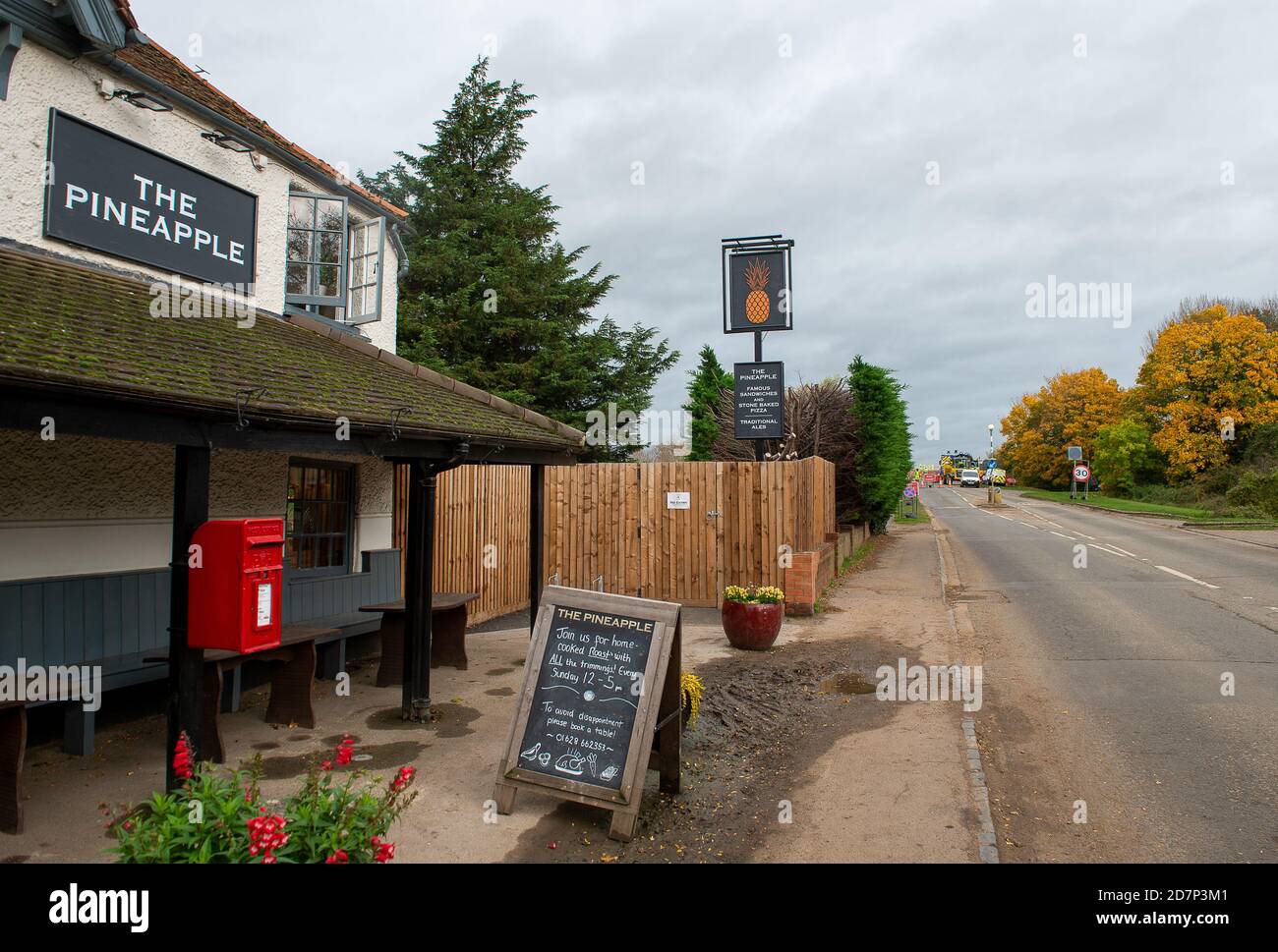 M4 junction 8 9 hi-res stock photography and images - Alamy