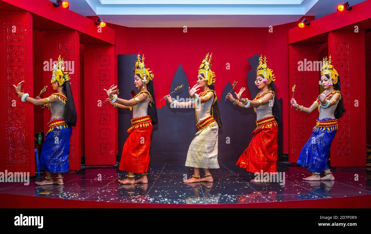 A traditional dance performance in Cambodia, Asia Stock Photo - Alamy