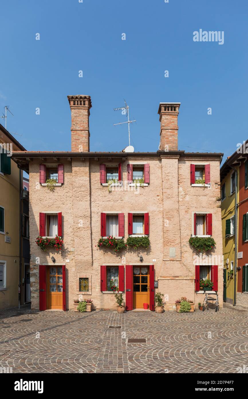 House in the historic centre of Caorle, Veneto, Italy Stock Photo - Alamy