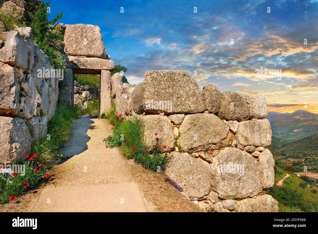 Mycenae architecture hi-res stock photography and images - Alamy