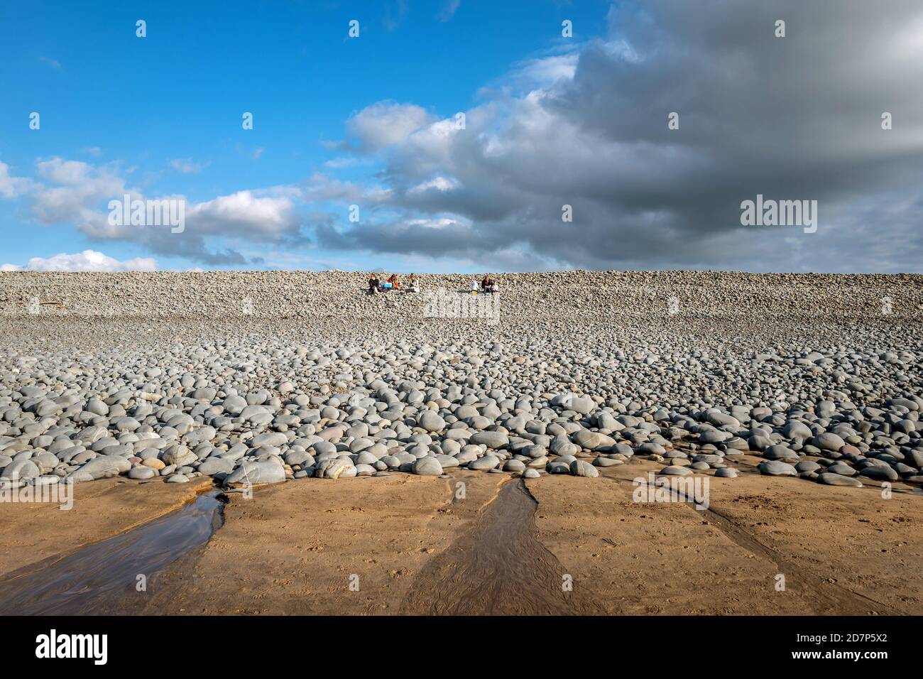 Pebbleridge on the beach at Westward Ho!, Devon Stock Photo - Alamy