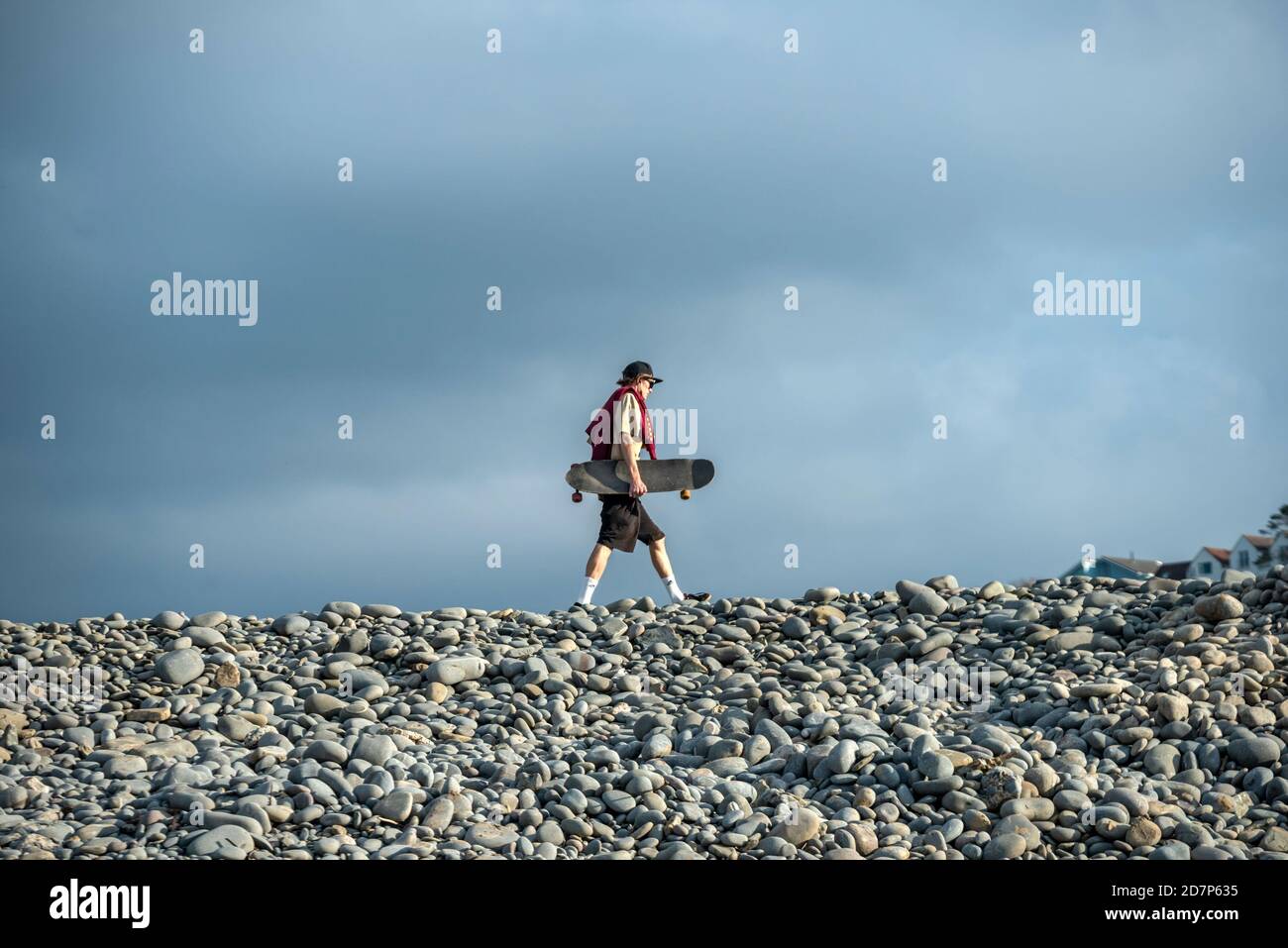 The pebble ridge at Westward Ho!, Devon Stock Photo - Alamy