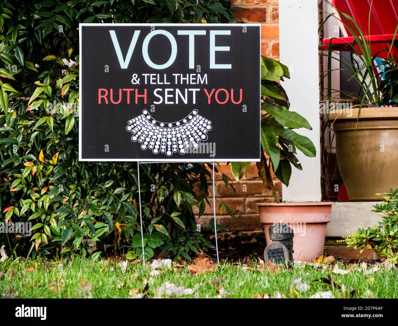 Rgb yard sign hi-res stock photography and images - Alamy