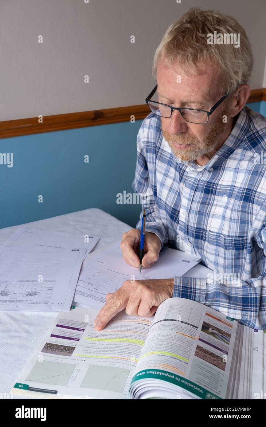Older student book hi-res stock photography and images - Alamy