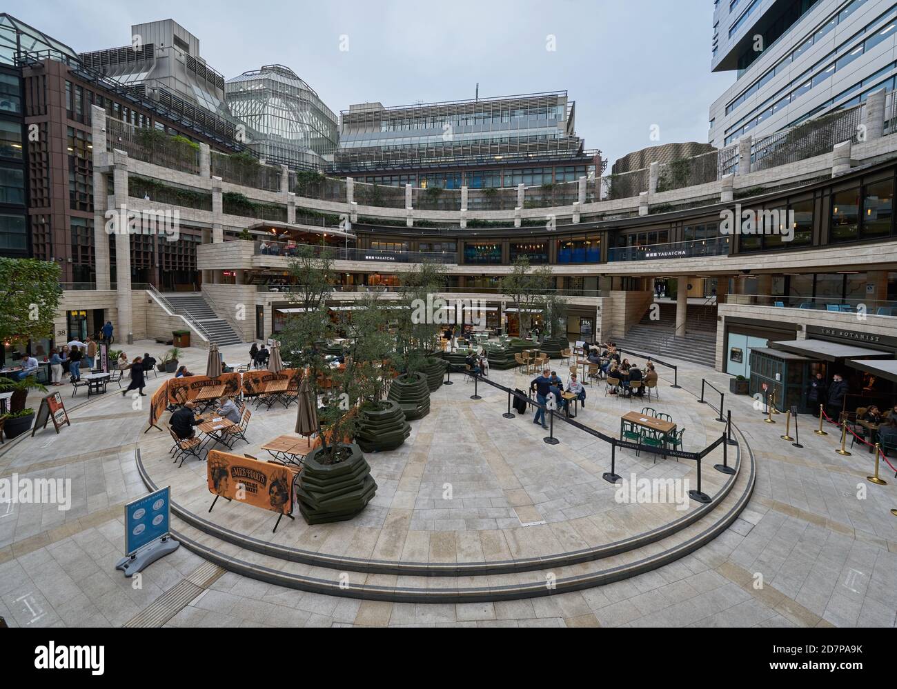 Broadgate circle hi-res stock photography and images - Alamy