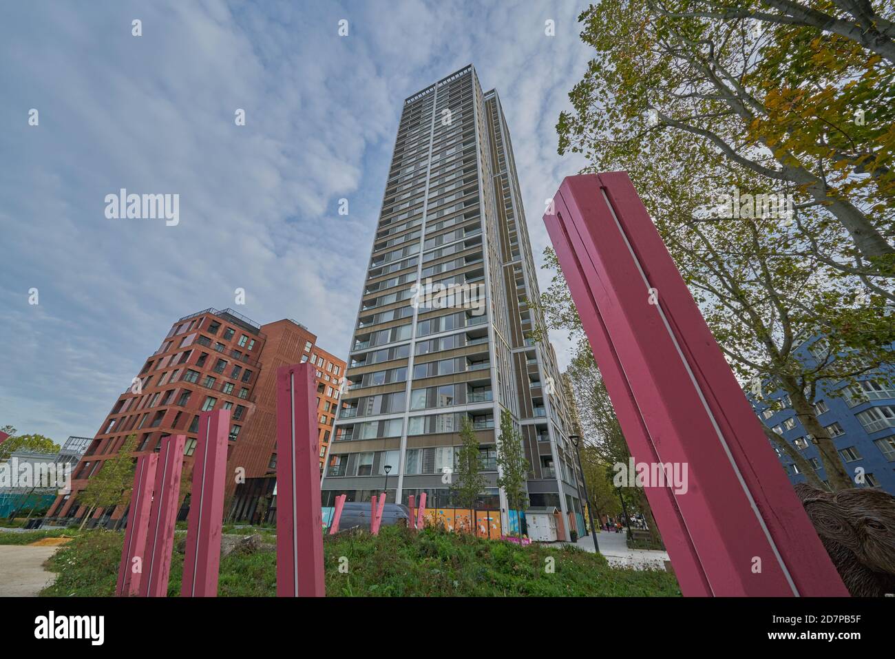 elephant and castle redevelopment Stock Photo - Alamy