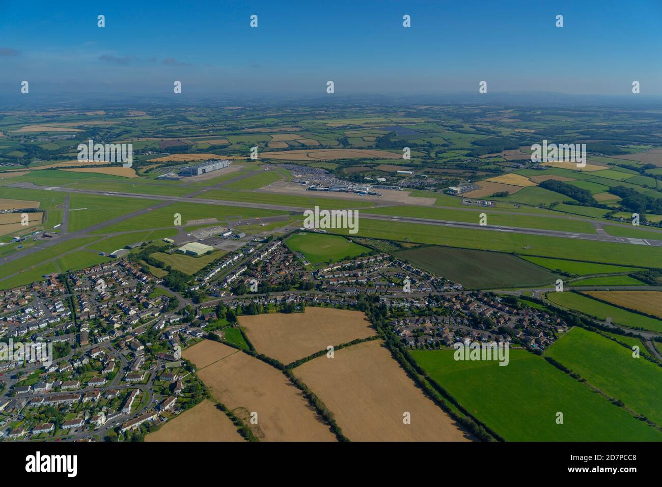 Cardiff airport terminal hi-res stock photography and images - Alamy