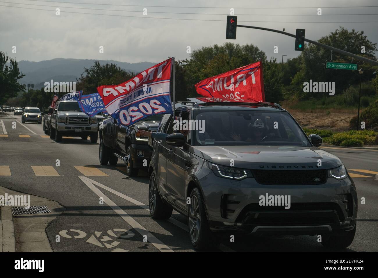 Trump truck hi-res stock photography and images - Alamy