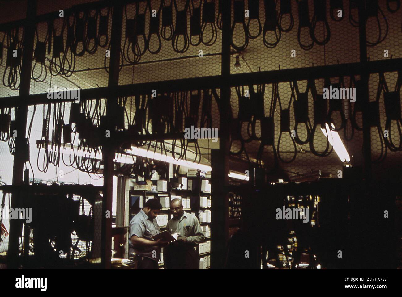 Historical auto repair hi-res stock photography and images - Alamy