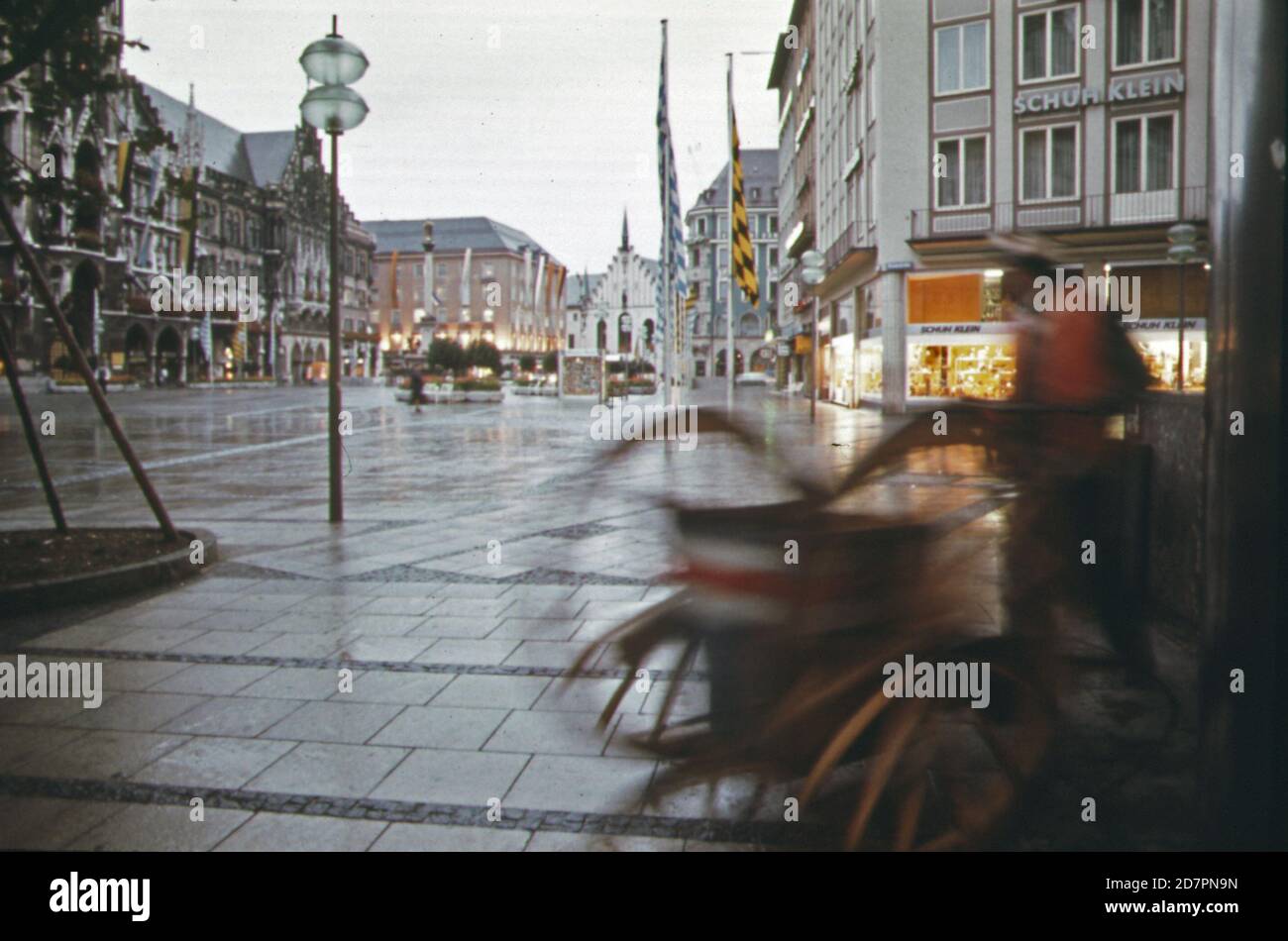 Munich's large and beautiful fussgangerzone (pedestrian zone) has ...