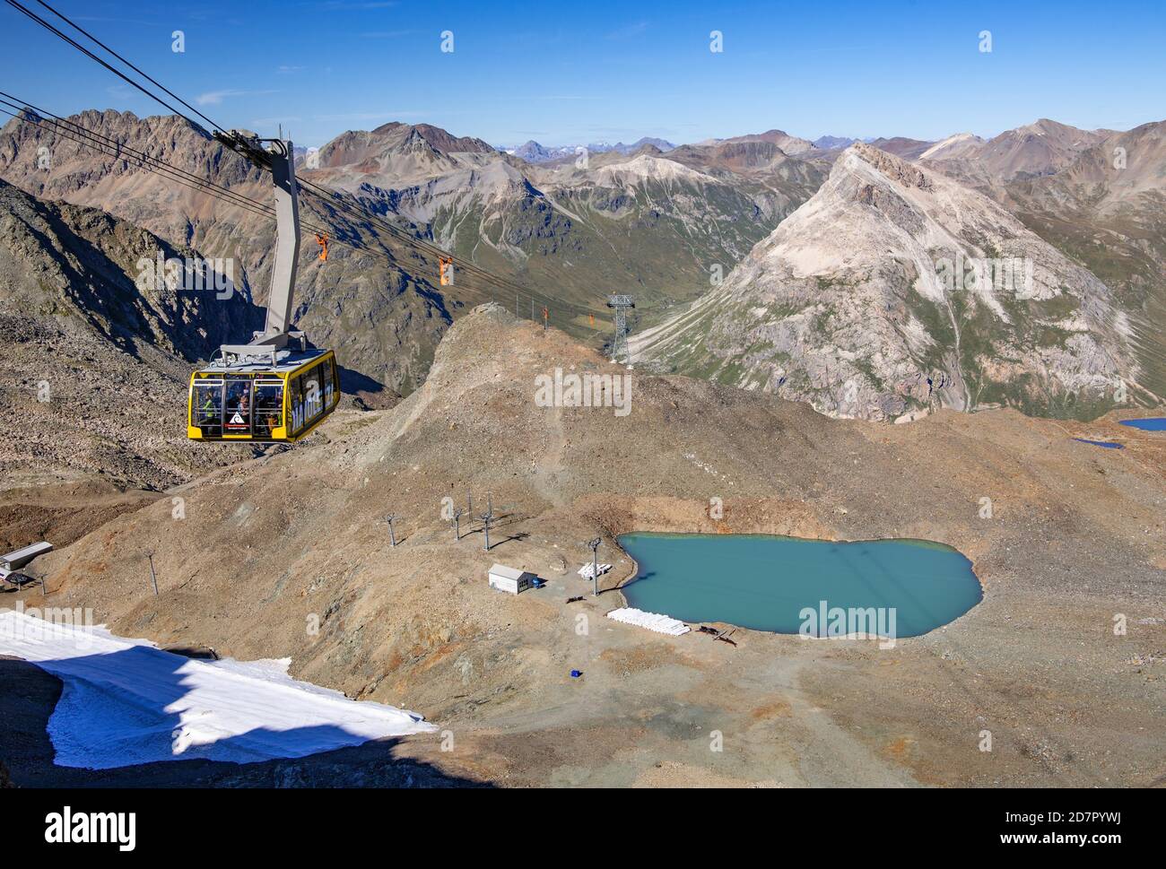 Cable car to diavolezza with mountain lake hi-res stock photography and ...