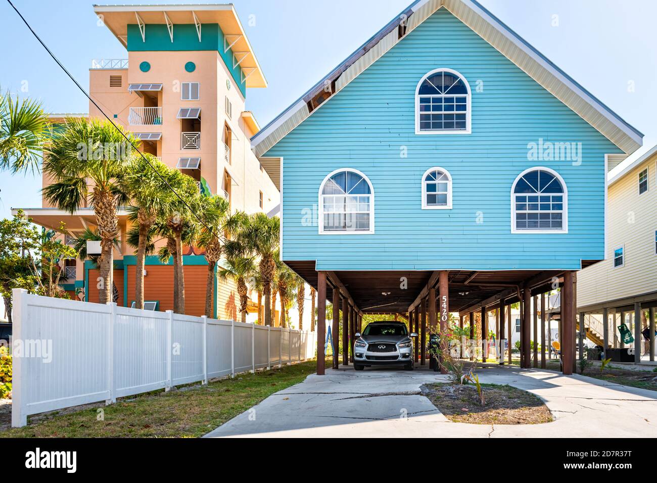 Fort Myers Beach, USA - April 29, 2018: Florida gulf coast with ...