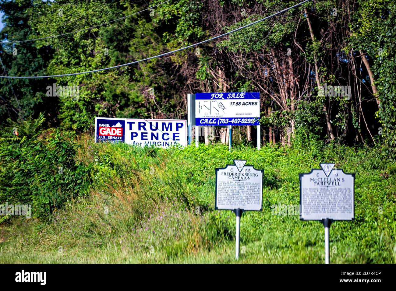 Trump sign rural hi-res stock photography and images - Alamy