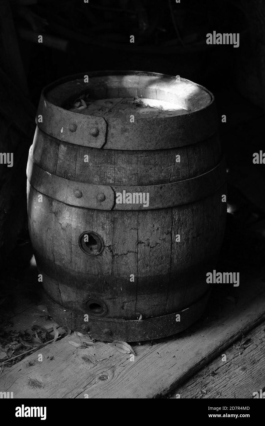 Floor of a barn hi-res stock photography and images - Alamy
