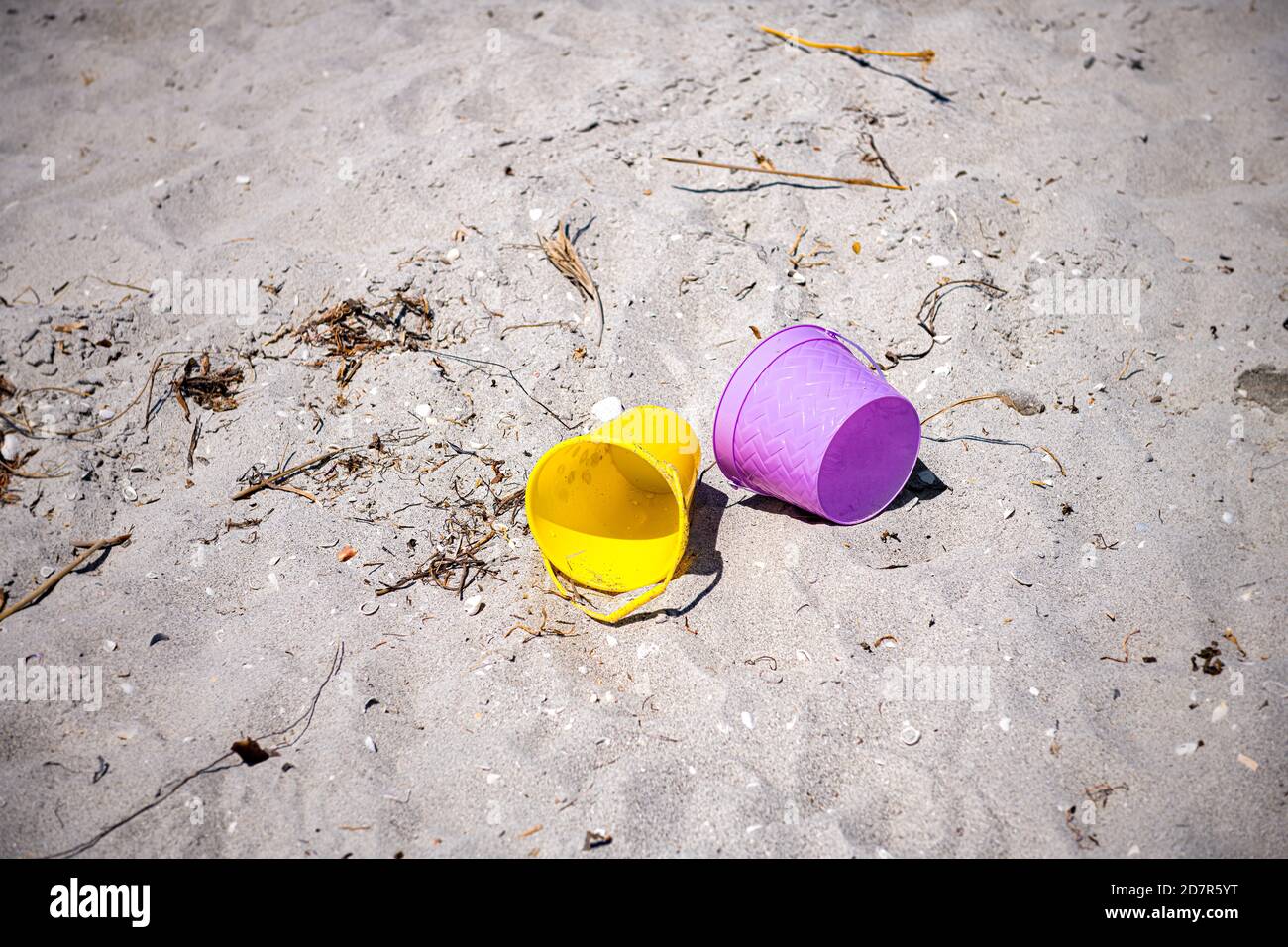 Two empty buckets hi-res stock photography and images - Alamy