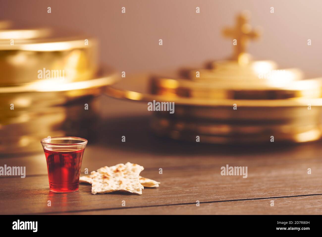 Christian Communion Cup and Bread Stock Photo - Alamy