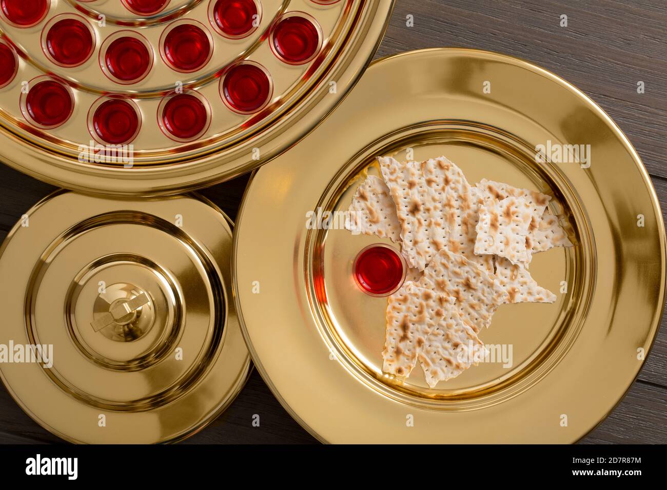 Christian Communion Cup and Bread Stock Photo - Alamy