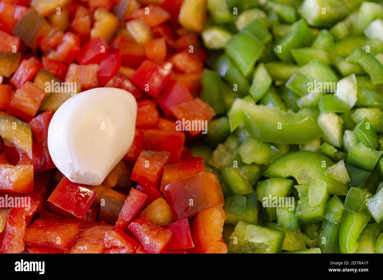 Green bell pepper diced hi-res stock photography and images - Alamy
