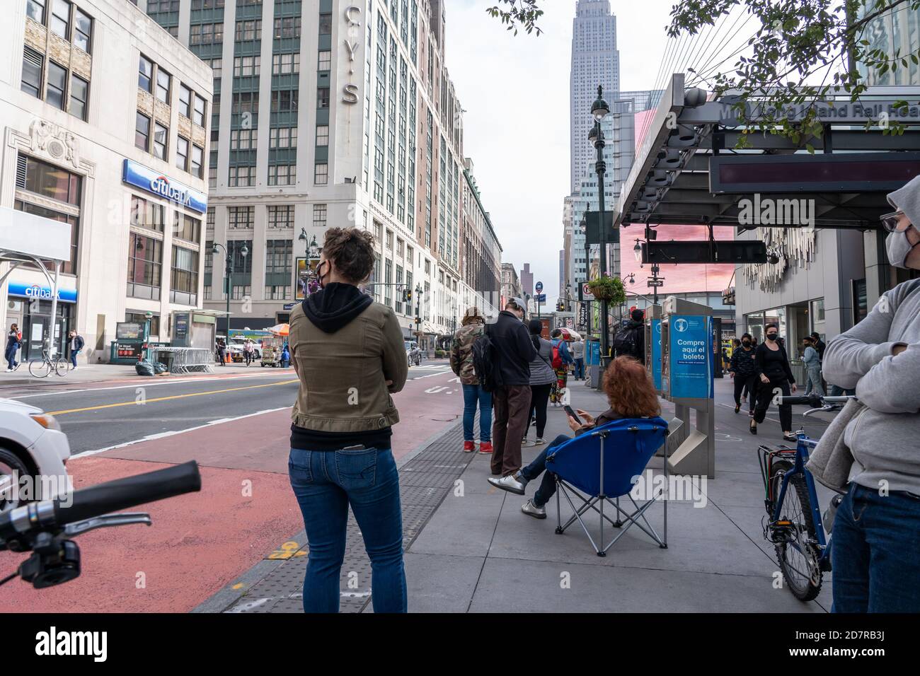 Woman seen waiting cast hi-res stock photography and images - Alamy