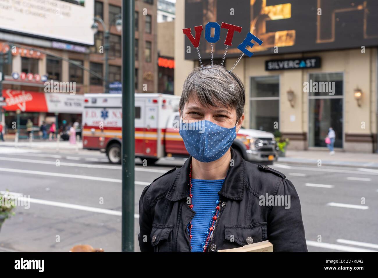 Vote headband hi-res stock photography and images - Alamy