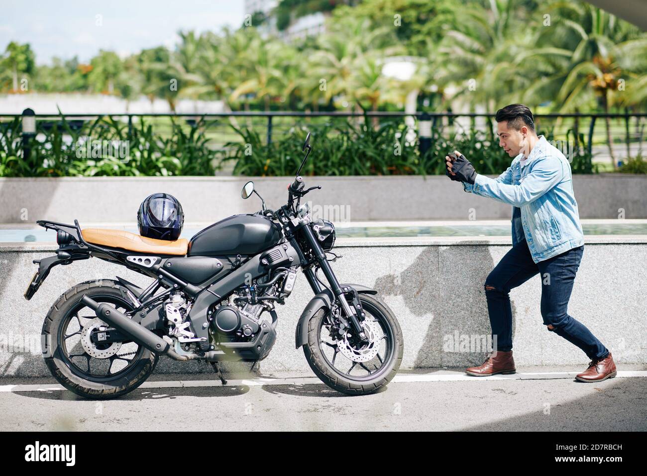 Photographing the biker hi-res stock photography and images - Alamy