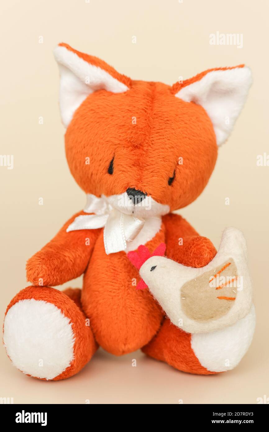 Red fox mascot hi-res stock photography and images - Alamy