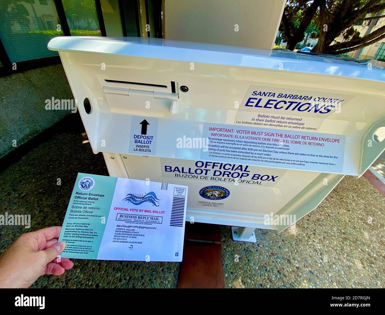 2020 secure ballot drop boxes hi-res stock photography and images - Alamy