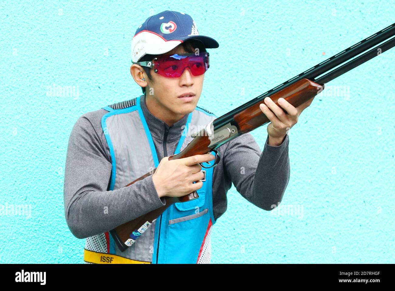 Isehara Shooting Range, Kanagawa, Japan. 24th Oct, 2020. Kazunari ...