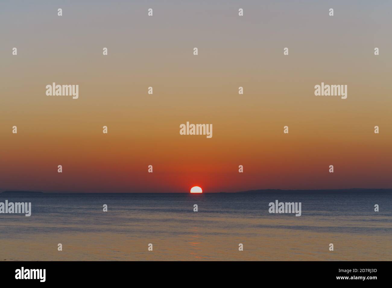 Sunset over the Bristol channel Stock Photo - Alamy
