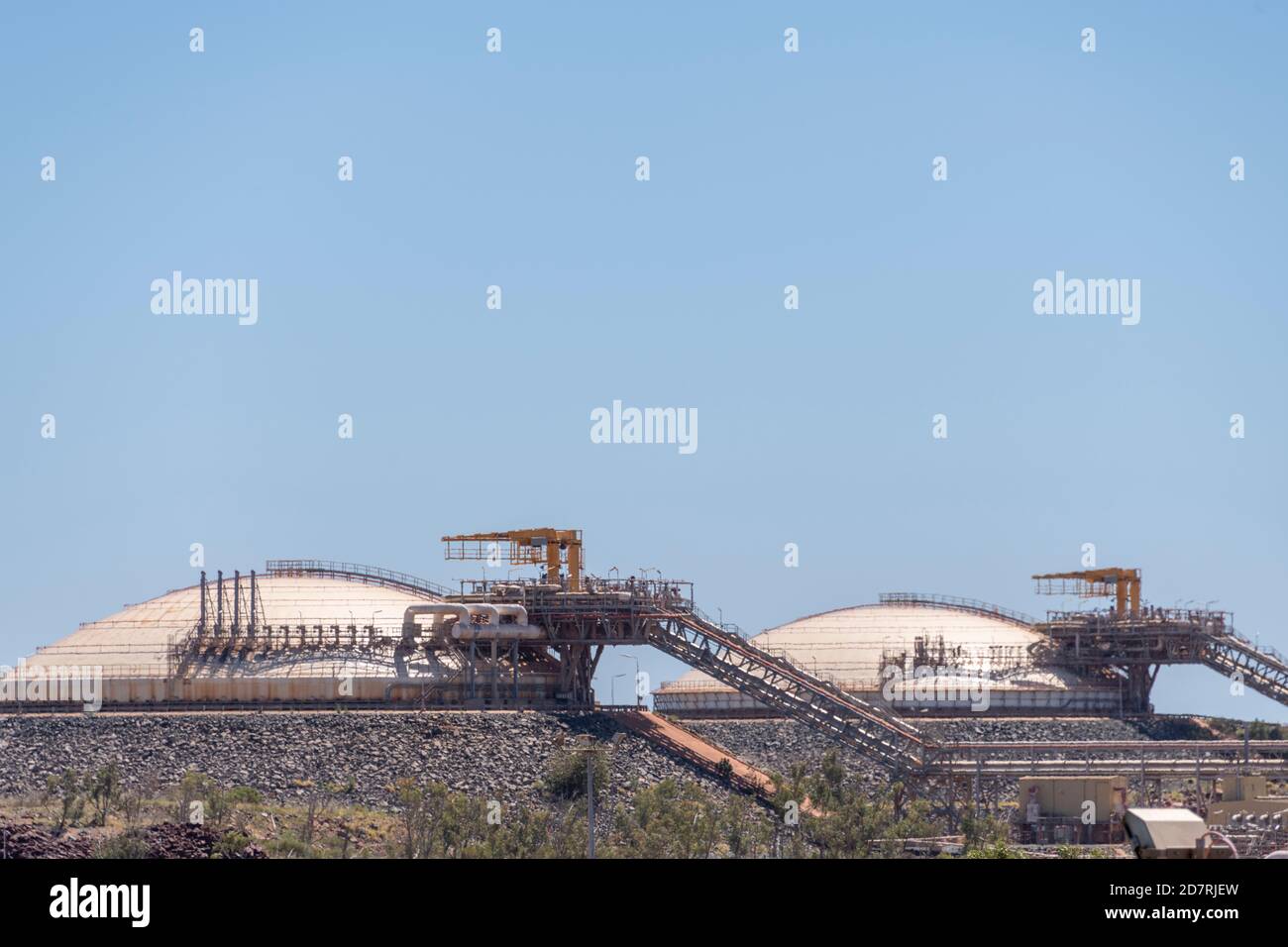 Structures associated with the Karratha LNG Plant Stock Photo - Alamy