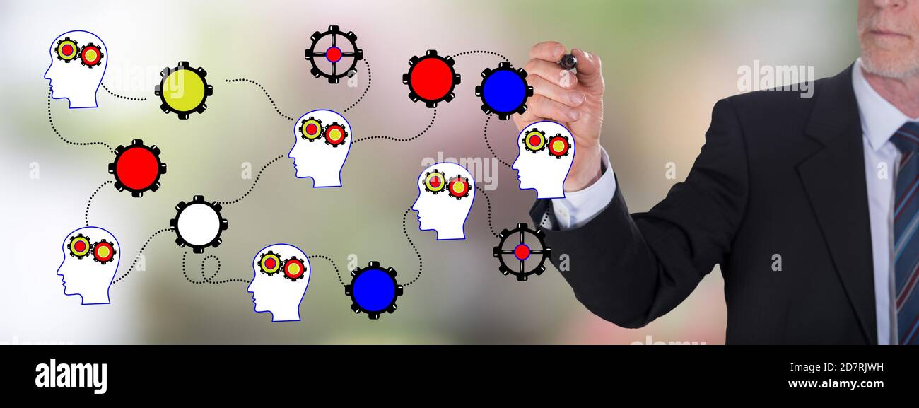 Businessman drawing a brainstorming concept Stock Photo - Alamy
