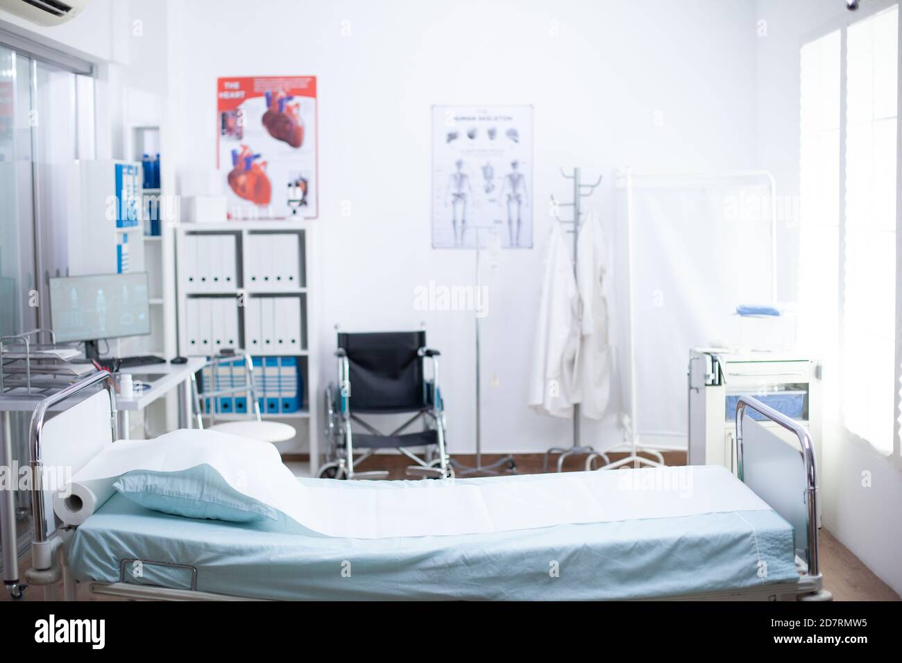 Infirmary medical clinic hi-res stock photography and images - Alamy