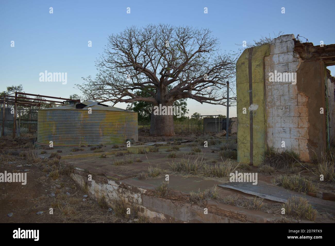 Old Noonkanbah Station Stock Photo - Alamy