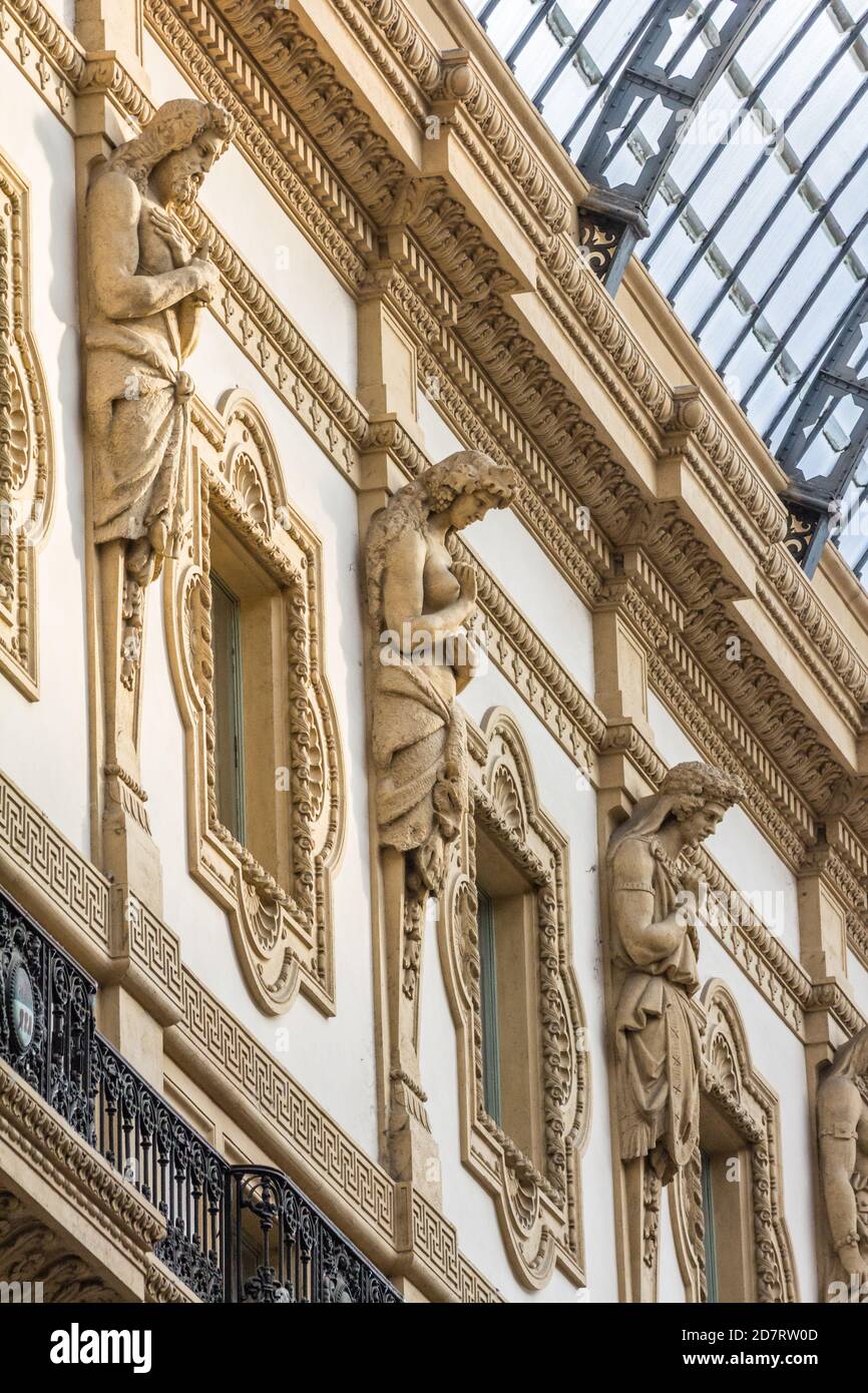 Mian square hi-res stock photography and images - Alamy