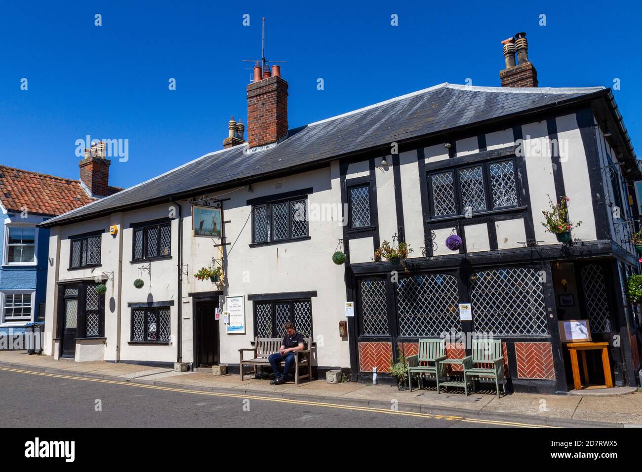 The mill public house hi-res stock photography and images - Alamy