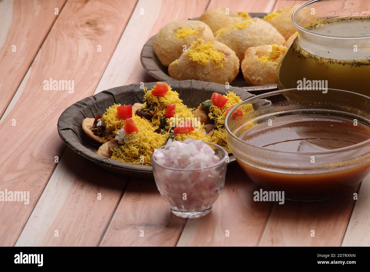Bombay chat food golgappa/panipuri and sev-poori Stock Photo - Alamy