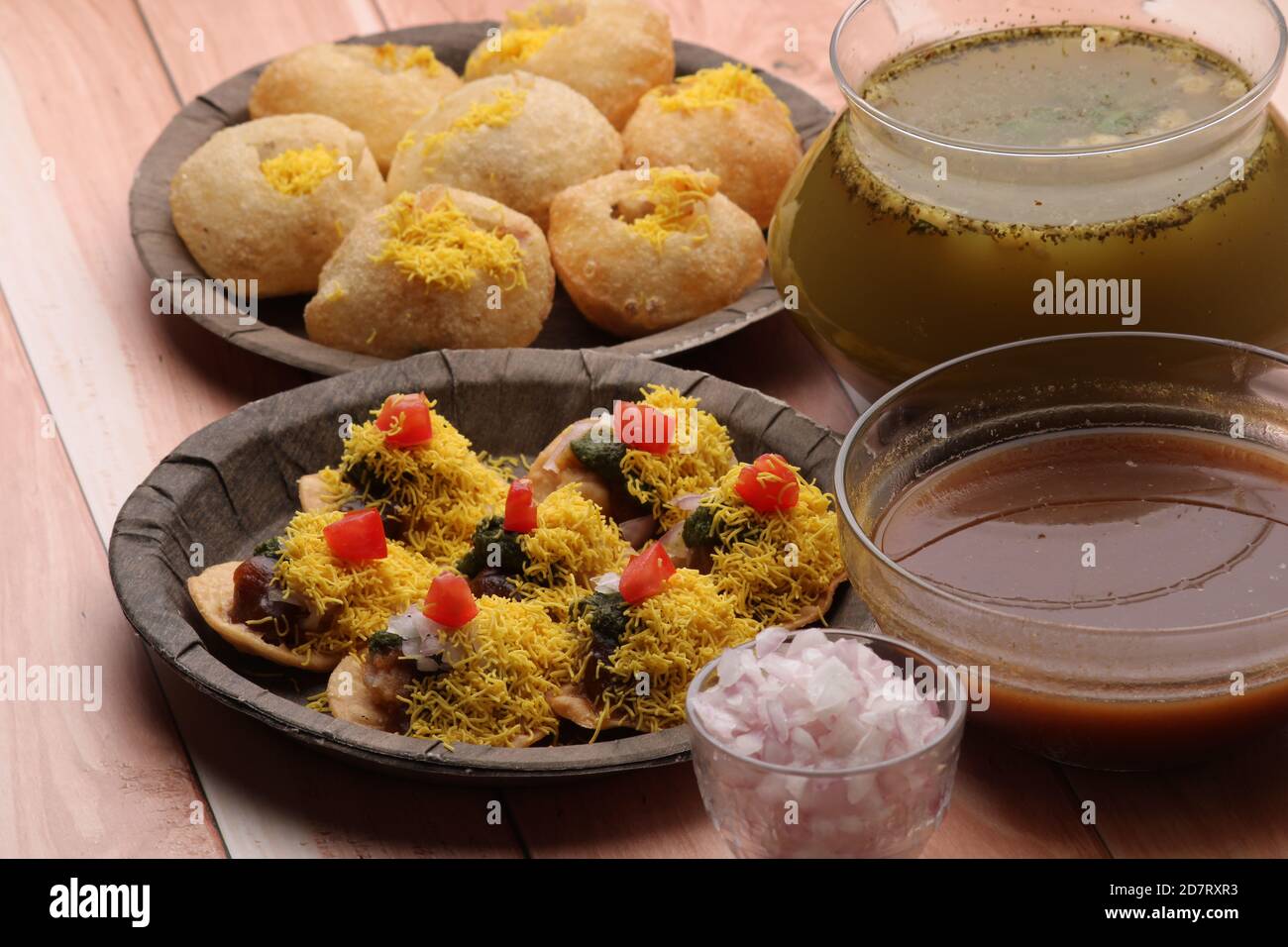 Bombay chat food golgappa/panipuri and sev-poori Stock Photo - Alamy