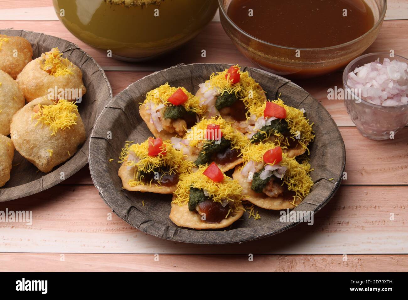 Bombay chat food golgappa/panipuri and sev-poori Stock Photo - Alamy