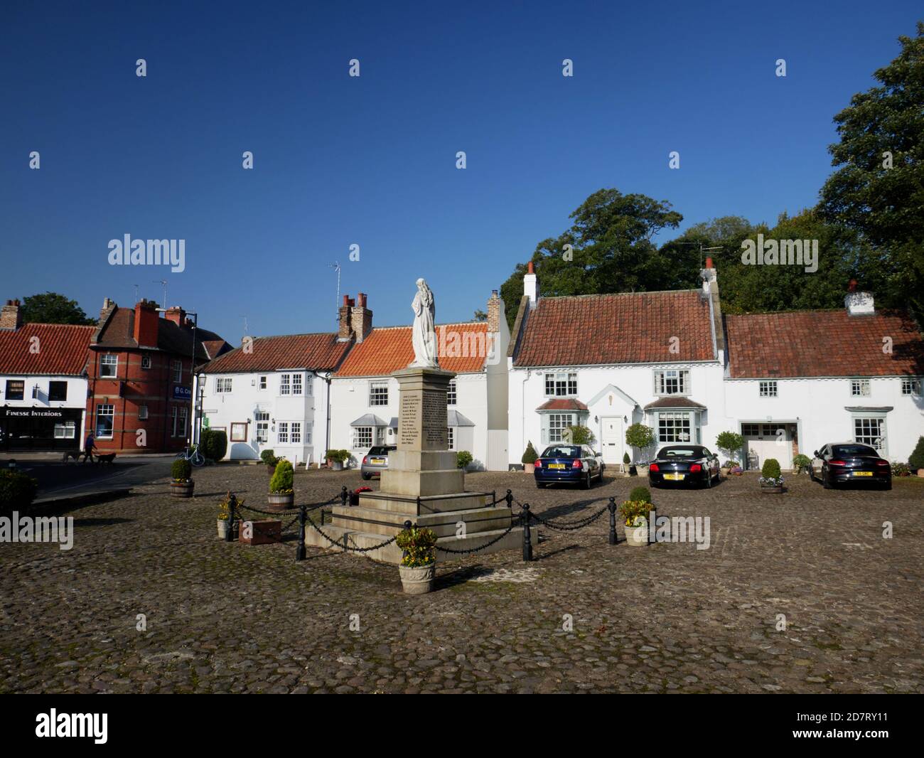 War memorial, Hall Square, Boroughbridge, North Yorkshire Stock Photo ...