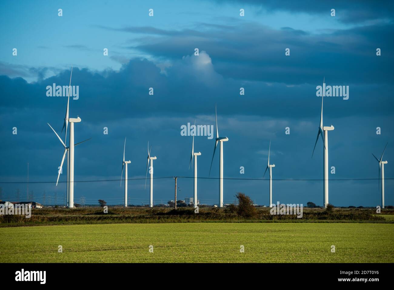 Little Cheyne Court Wind Farm at Romney Marsh on the Kent and Sussex ...