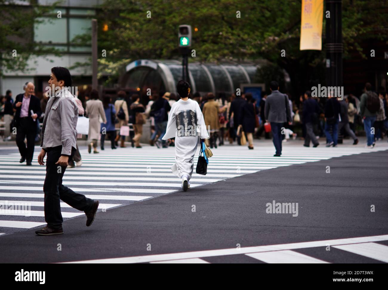 Woman at stoplight hi-res stock photography and images - Alamy